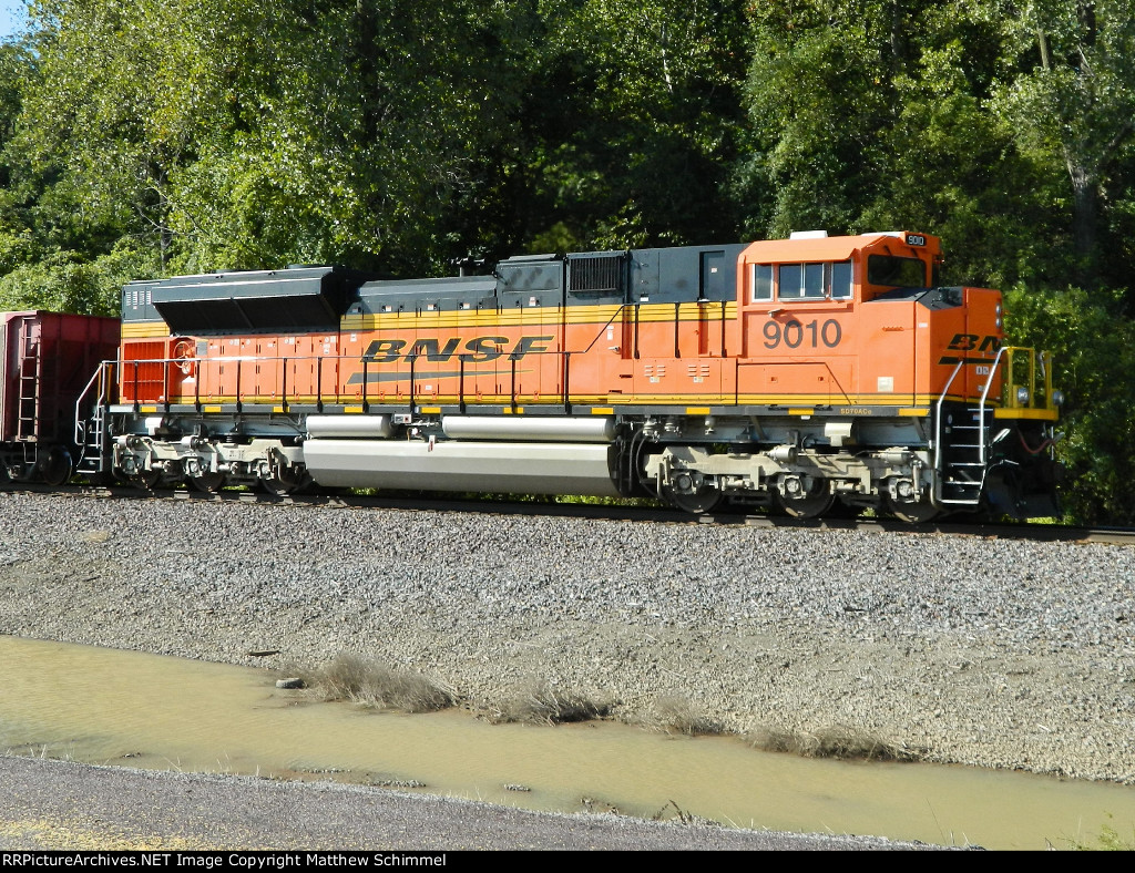 BNSF 9010 - DPU